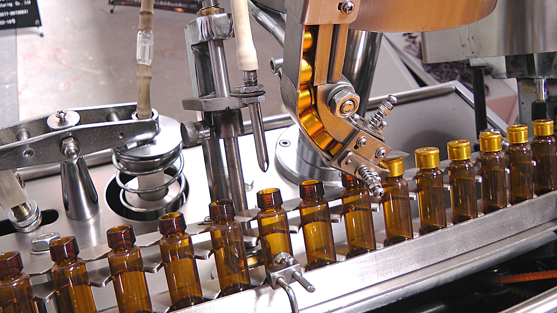 Pembotolan dan cecair terlampau www.Minipress.ru Moscow telefon ...